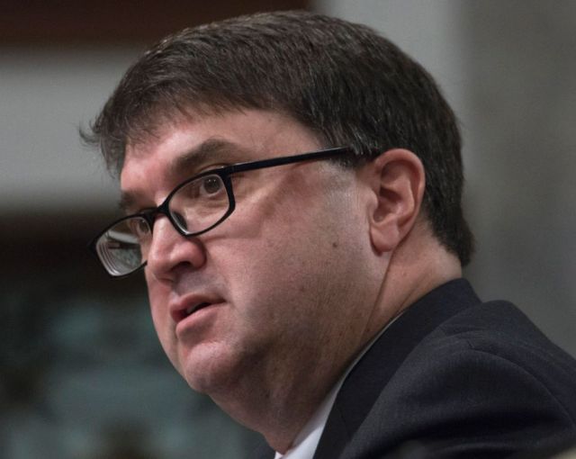 Robert L. Wilkie